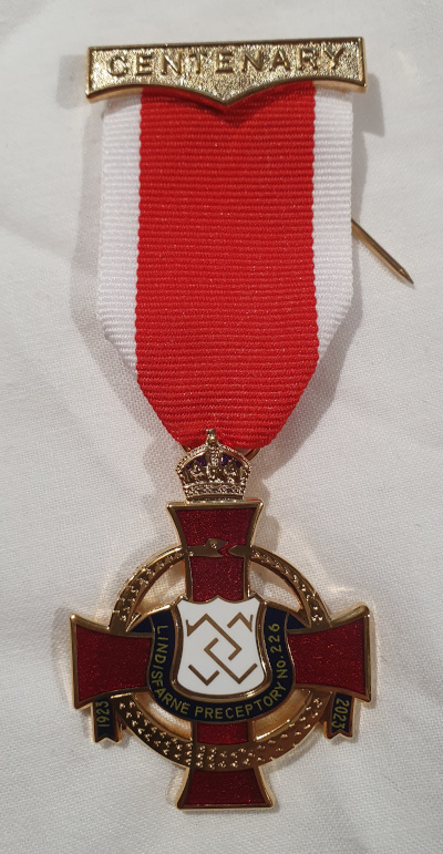 Masonic Knights Templar Regalia, Mantles, Tunics, Swords, Equipment