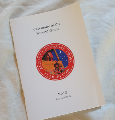 Masonic Rituals : Southern Regalia, Masonic Regalia, Masonic Aprons ...